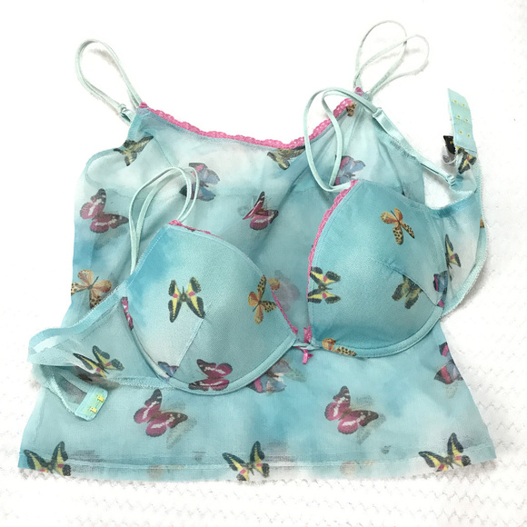 Wonderbra | Intimates & Sleepwear | Wonderbra Bra And Comisole Set ...